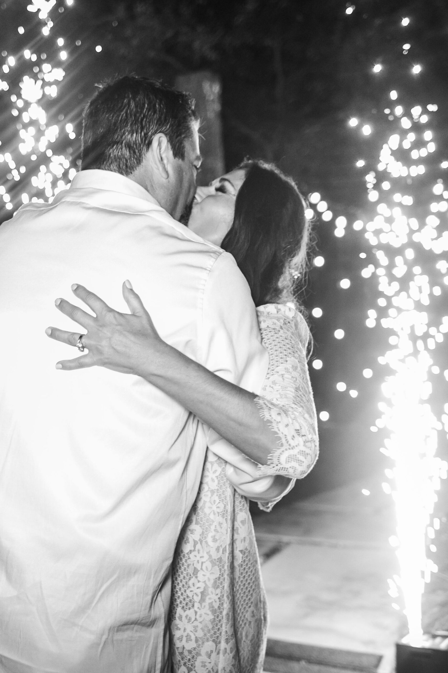 Valentine’s Day Wedding Ideas You’ll Fall In ~LOVE~ With