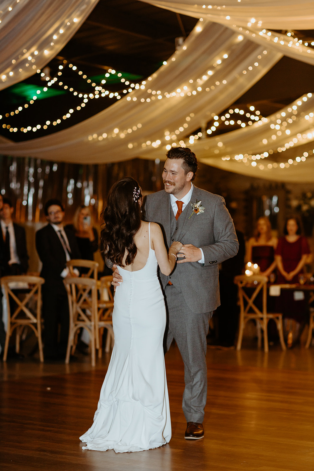 The Guide to Creating Your Wedding Day Timeline - 11 Moments